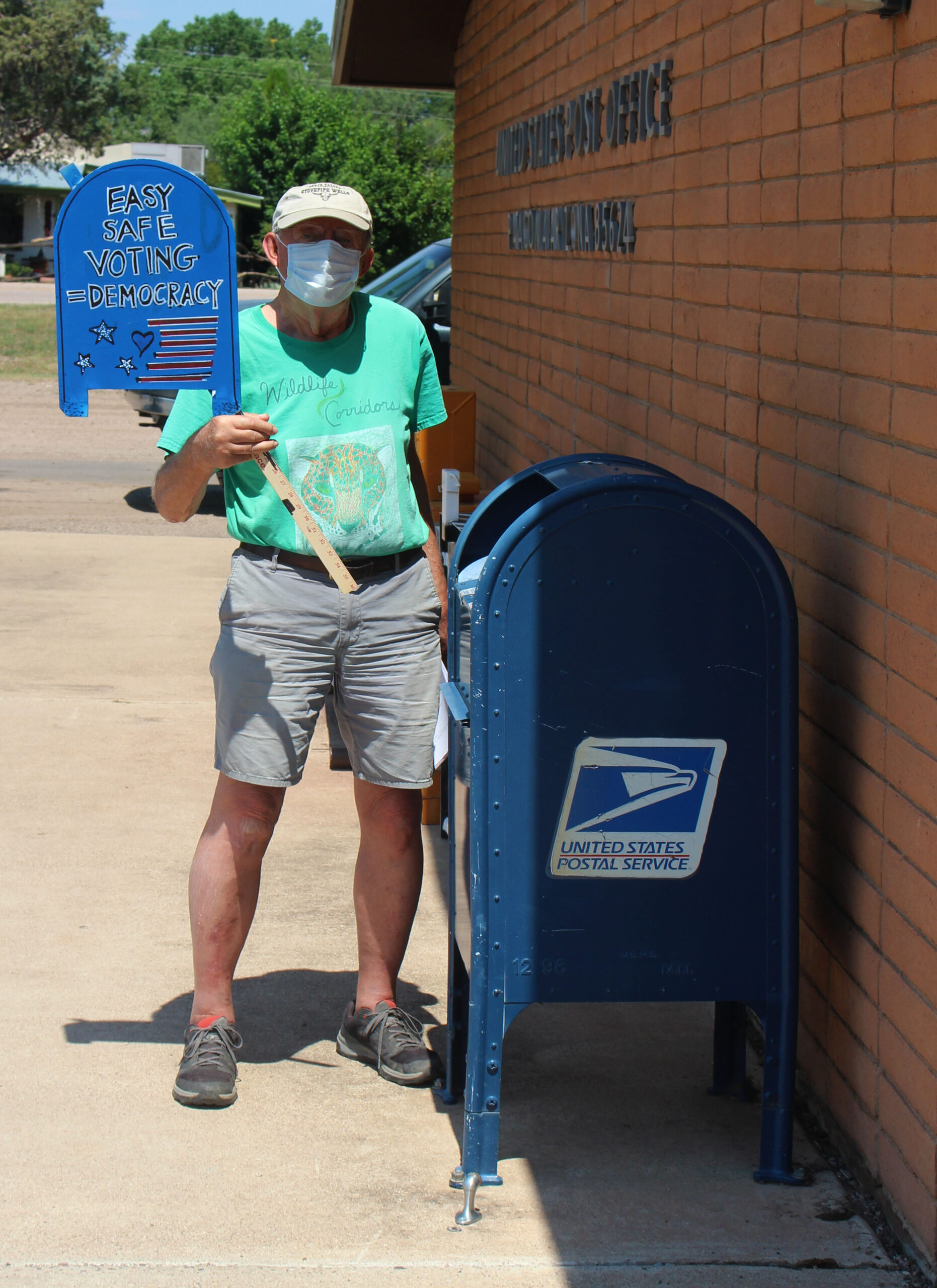 Demonstrating in Support of USPS – Patagonia Regional Times
